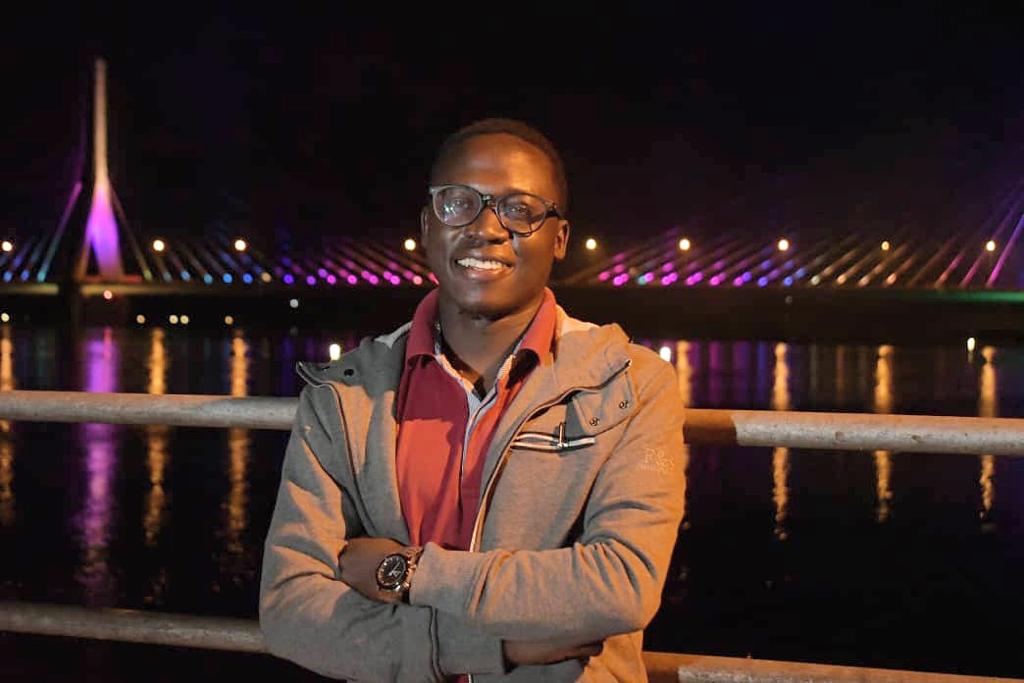 Social Media King: Derrick Kabuye Freezing Moments With his Photography ...