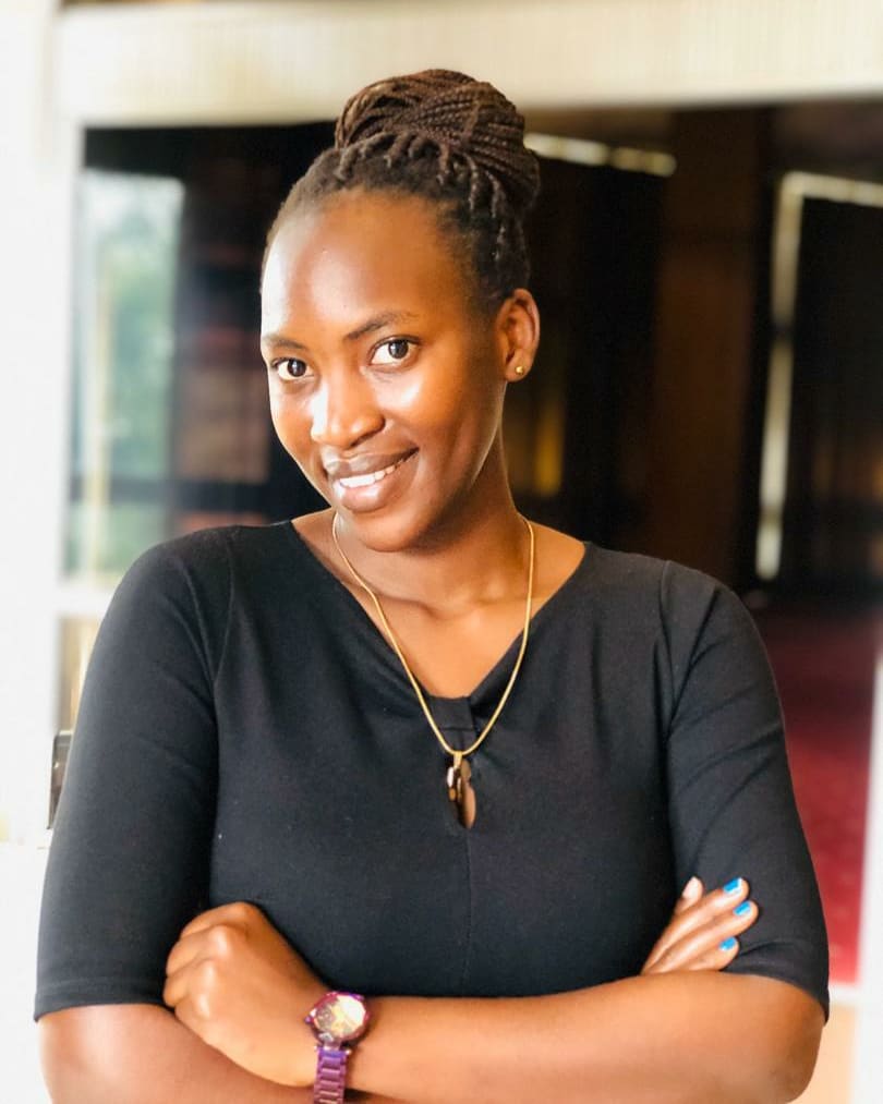 Pulse Social Media Queen: Meet Zoe, the Accountant Whose Love For ...