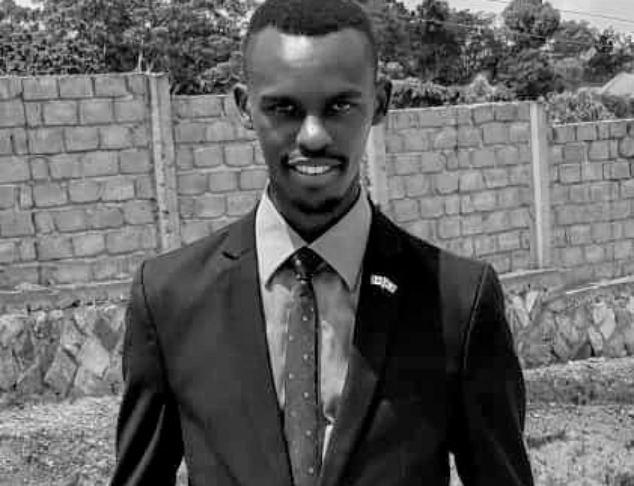 Social Media King: "Youths should not get involved in media nudity ...